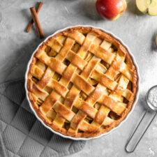 Aunt Bee’s Missing Apple Pie